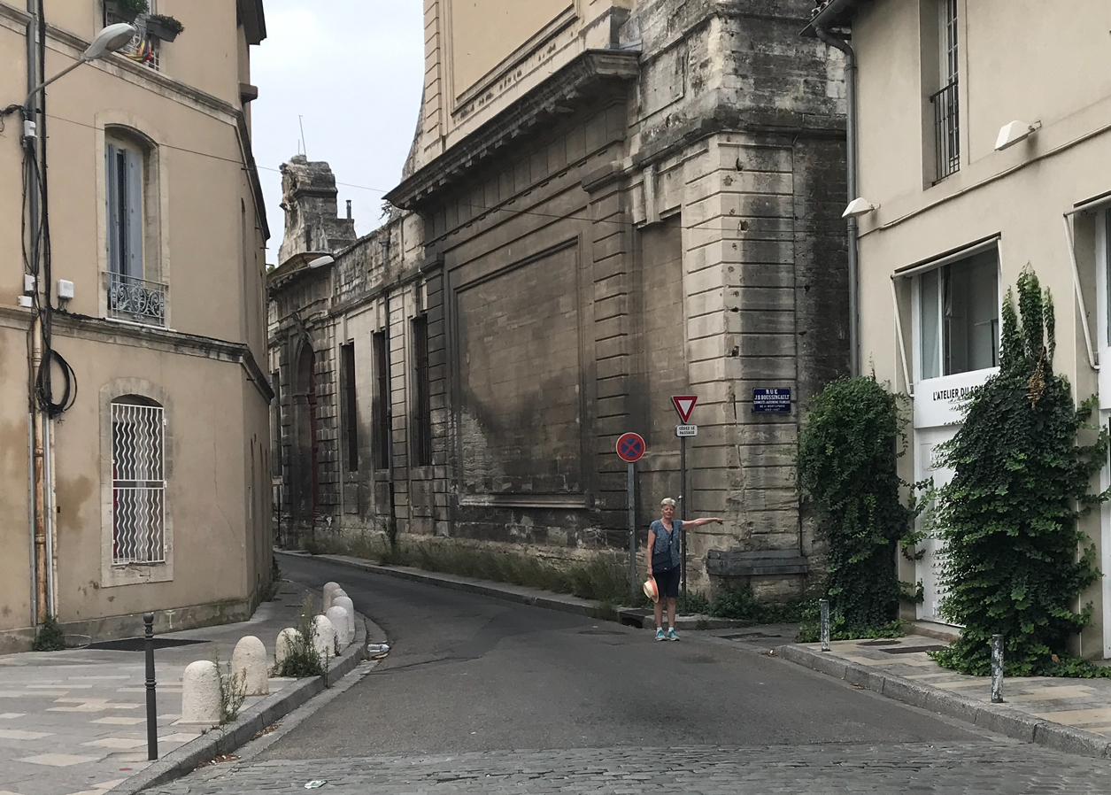 Sunday September 17 – Montpellier to Avignon | knotsnplots – Our ...